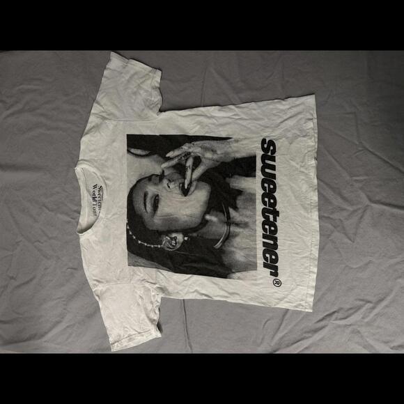 Ariana Grande | Shirts | Ariana Grande Tshirt Sweetener World Tour ...